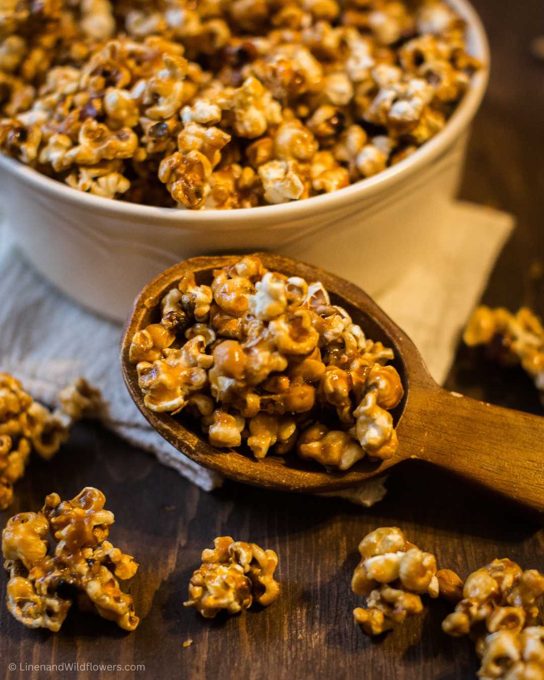How to Make Dutch Oven Caramel Popcorn · Linen & Wildflowers