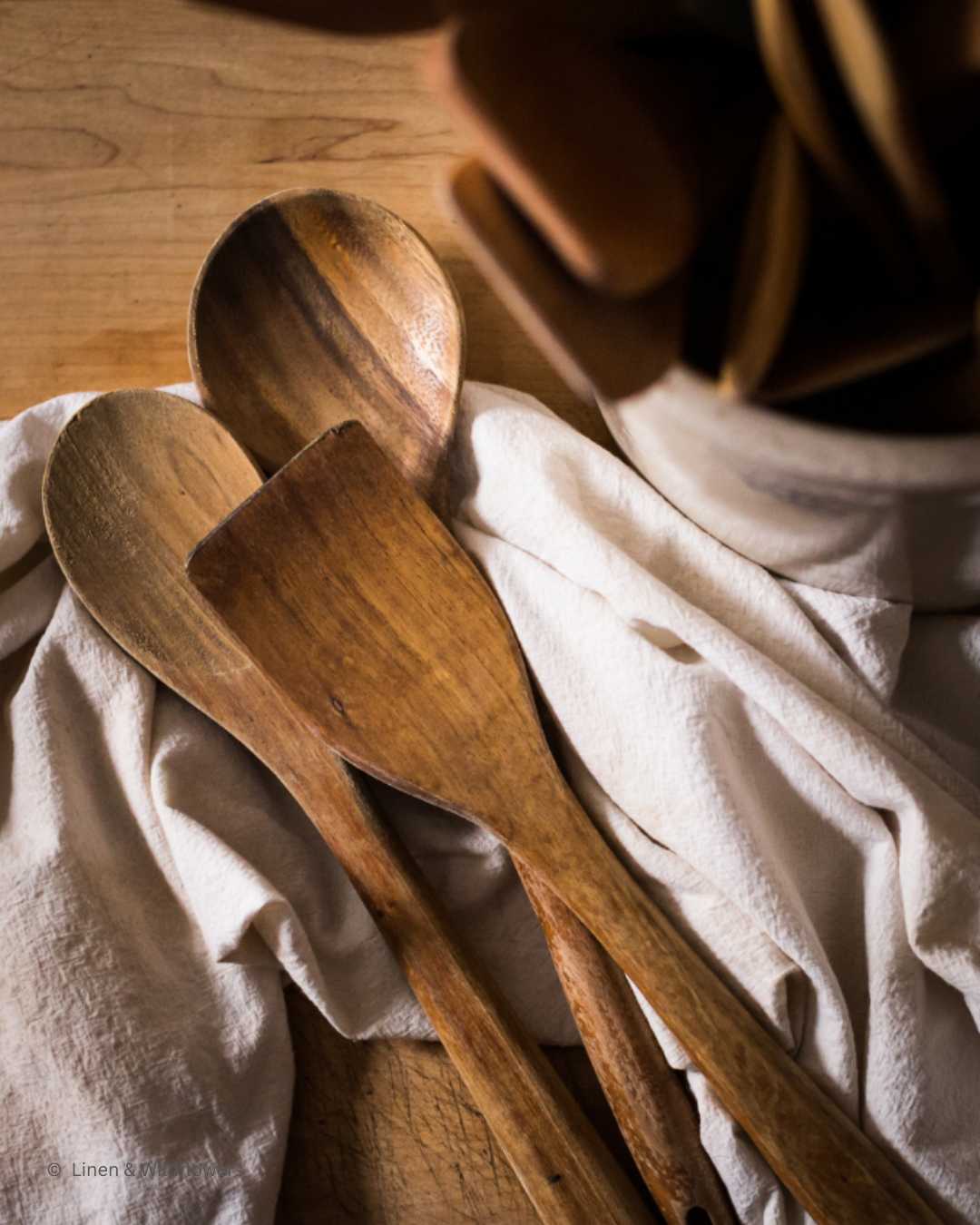 How to Clean & Sanitize Wood Utensils · Linen & Wildflowers