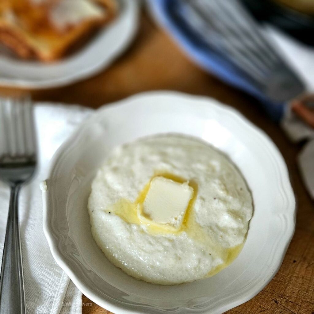 How to Make the Best Southern-Style Grits · Linen & Wildflowers