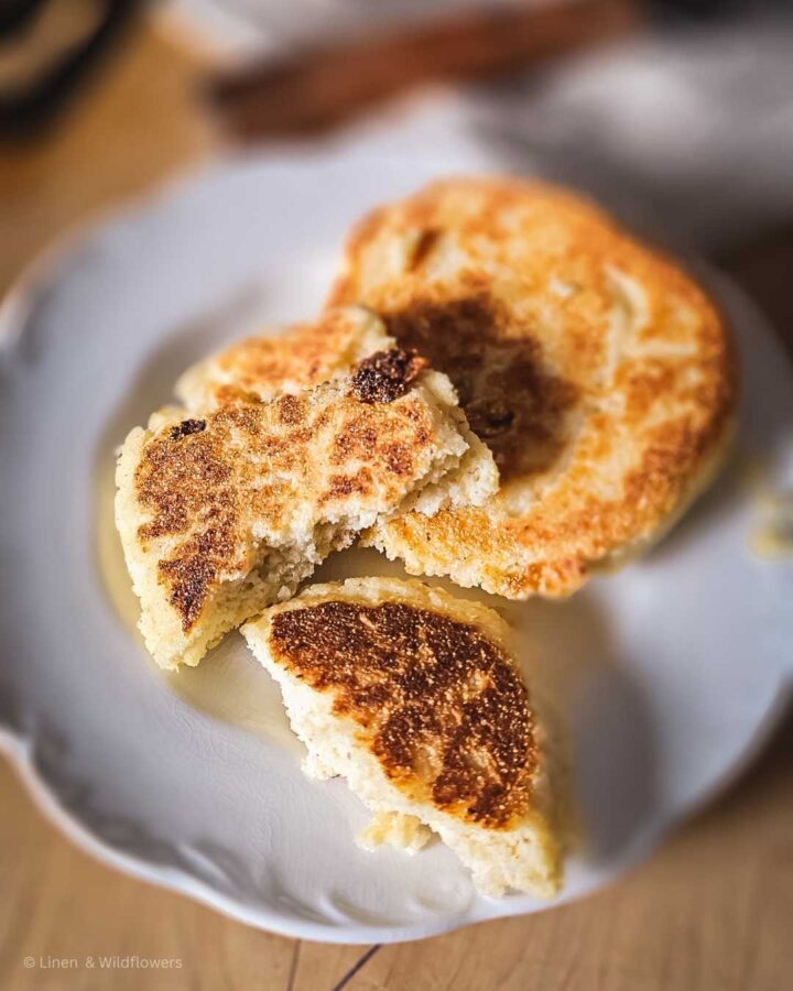 Easy Southern Fried Cornbread Recipe · Linen & Wildflowers