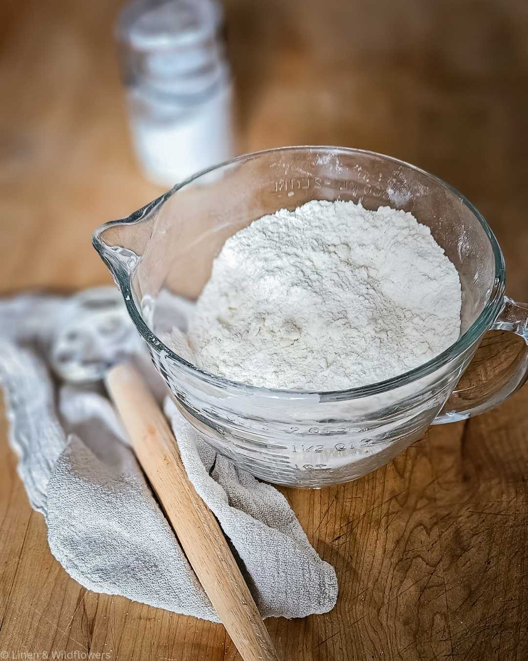 How to Make Homemade Yellow Cake Mix from Scratch · Linen & Wildflowers