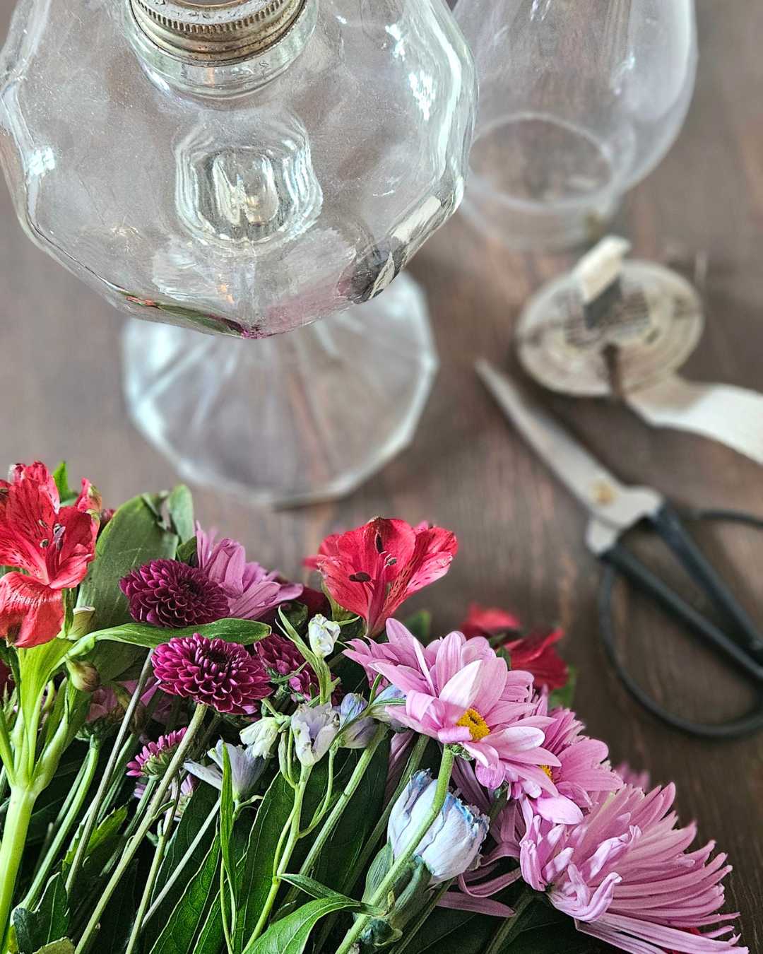 How to Repurpose an Oil Lamp into a Vase (Simple DIY Decor Idea ...