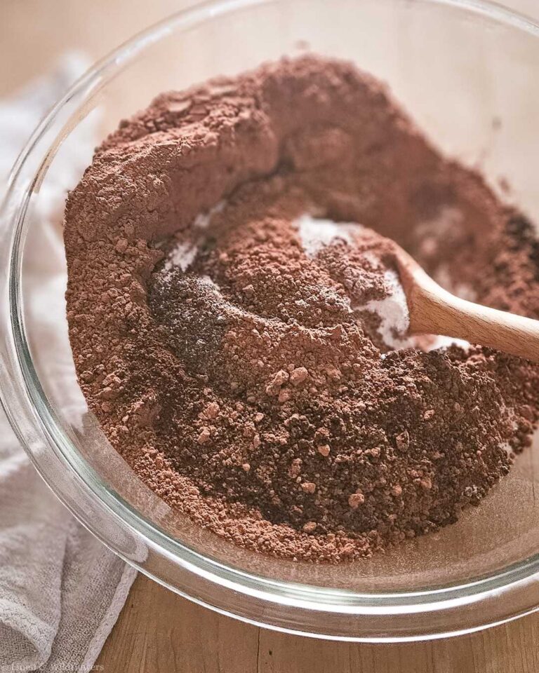 Easy Holiday Fireside Mocha Mix Recipe (Perfect for DIY Gifts) · Linen ...